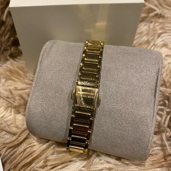 Michael Kors | Accessories | Michael Kors Mk3838 Portia 28mm Watch ...